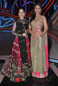 Ajay Devgn & Tamanna at 'Nach Baliye' Season 5 Grand Finale for ...