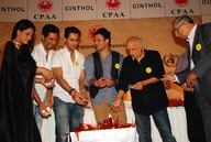 CPAA Press Conference on 'World No Tobacco Day' - Vivek Oberoi, Neetu ...